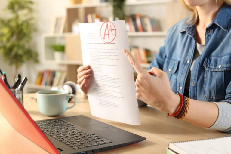 How To Manifest Good Grades (10 Simple Ways) | LeadByStars