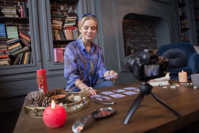 How To Start a Tarot Reading Business (8 Steps to Success) | LeadByStars